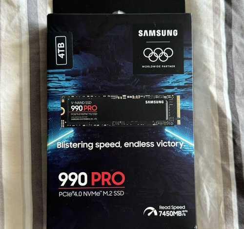 Твердотельный накопитель samsung 990 PRO SSD 4TB