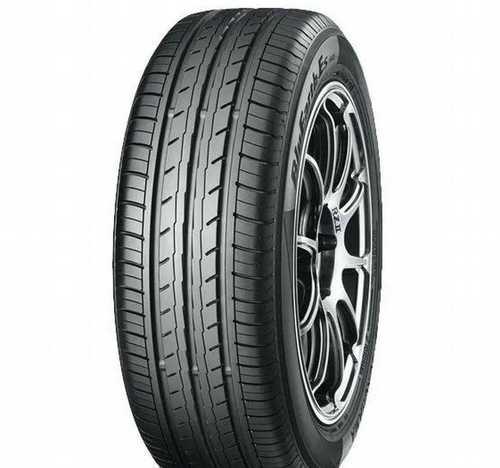 Yokohama BluEarth-ES ES32 185/65 R14 86H