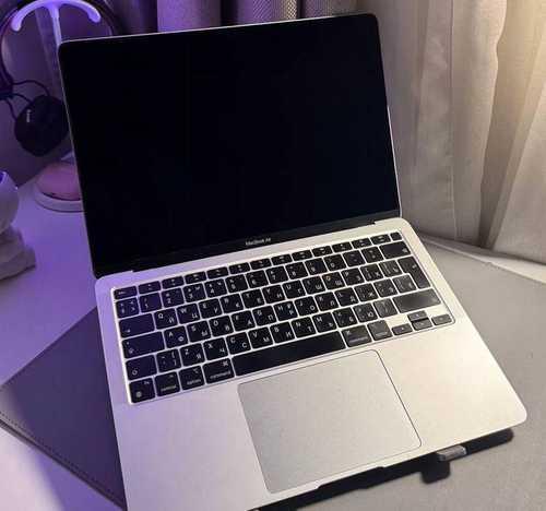 MacBook Air 13 (2020, M1), 512 ГБ, Apple M1, RAM 8 ГБ
