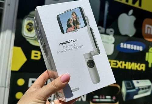 Стабилизатор Insta360 Flow