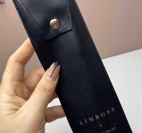 Кисть limboss 132 плоская для теней