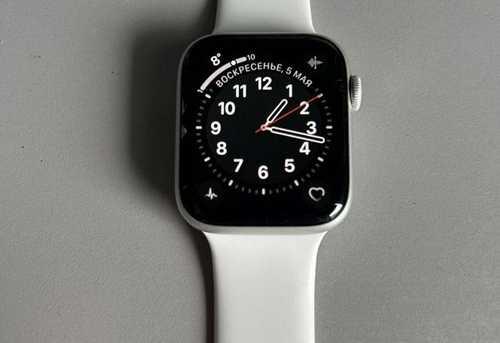 Смарт-часы Apple Watch Series 5 44mm