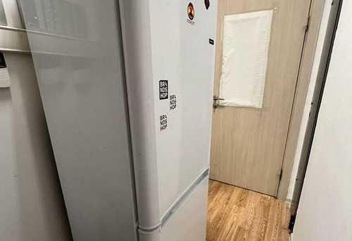 Холодильник indesit bi1601