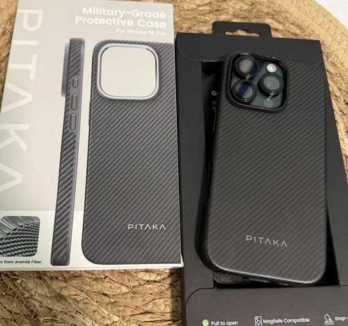 Чехол iPhone 16 pro Pitaka