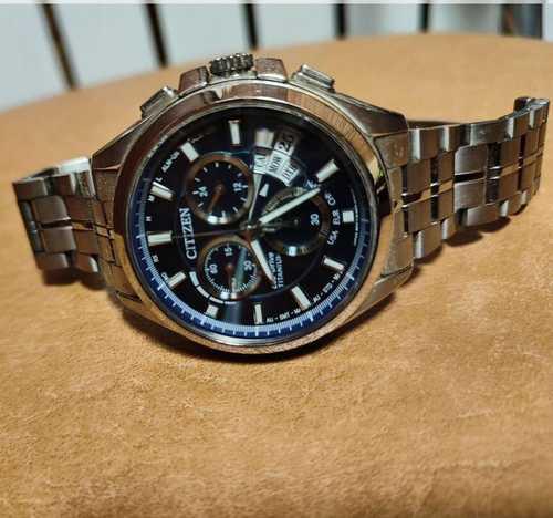 Мужские наручные часы citizen eco drive titanium