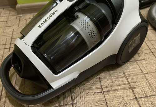 Пылесос Samsung VCC8835V37/XEV