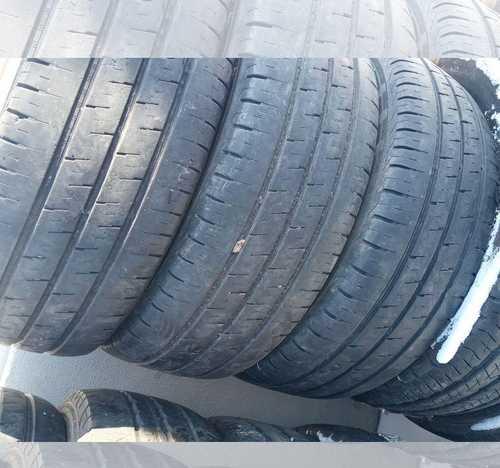 Nokian Tyres Hakka C Van 215/65 R15C