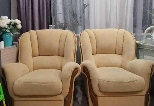 Мягкая мебель диваны и кресла комплект