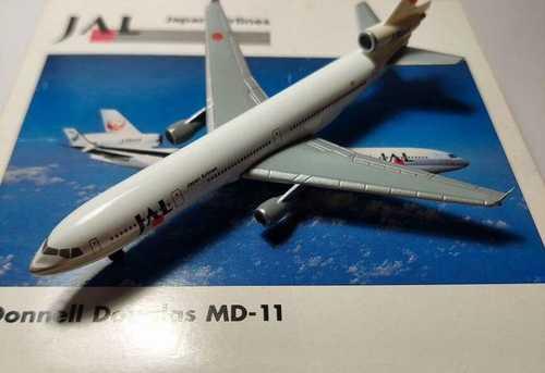 Модель самолета JAL MD-11 Herpa 1/500