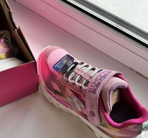 Кроссовки skechers детские светящиеся