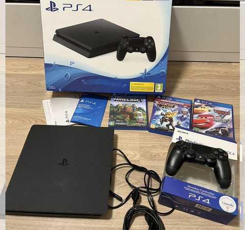 Sony playstation 4 slim