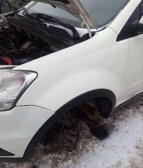 Передний левое крыло SsangYong actyon