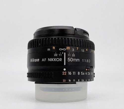 Nikon 50mm f/1.8D AF Nikkor (-324)