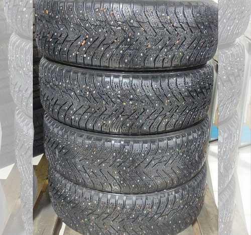 Nokian Tyres Hakkapeliitta 8 SUV 225/65 R17 106T