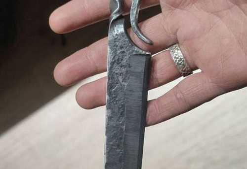 Нож-куябрик цельнокованный