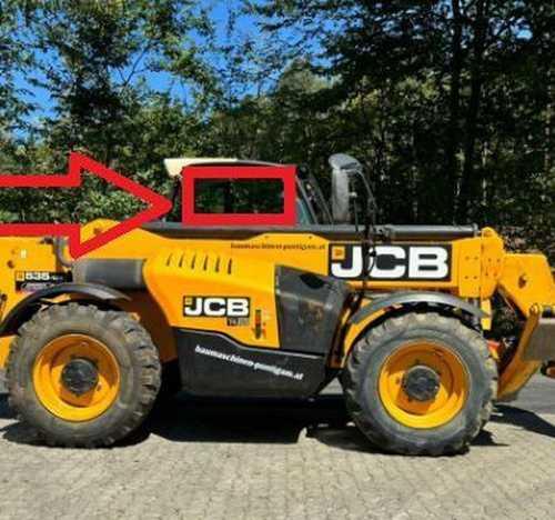 Стекло кузовное 827/80212 Jсb Loadall