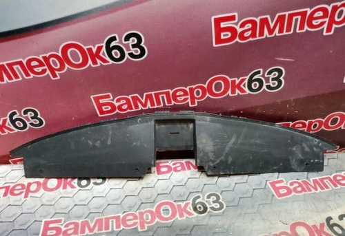 Накладка замка капота передний Kia Rio