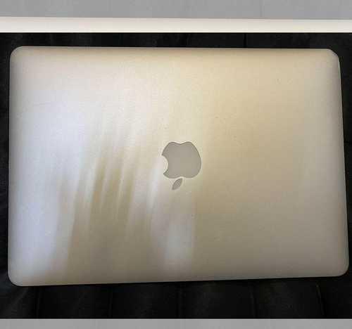 Apple macbook air 13 early 2015