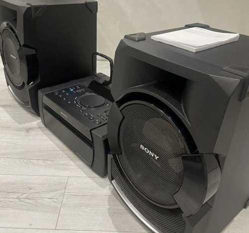 Музыкальный центр Sony shake-X1