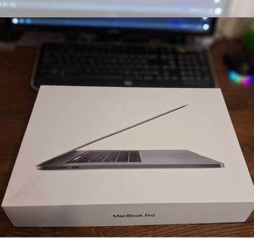 Коробка для MacBook pro 15