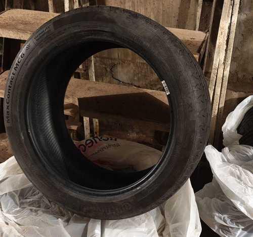 Continental MaxContact MC6 235/45 R18