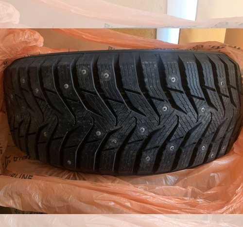 Marshal Wintercraft Ice WI31  205/50 R17