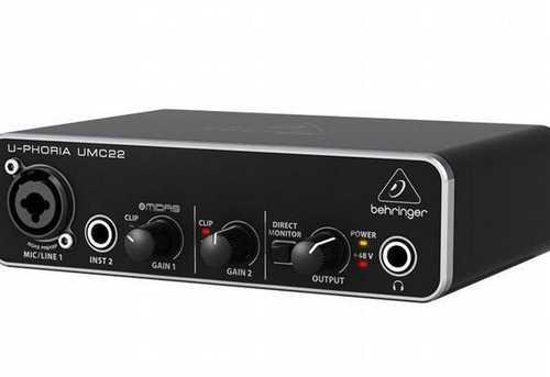 Behringer UMC22 USB аудиоинтерфейс