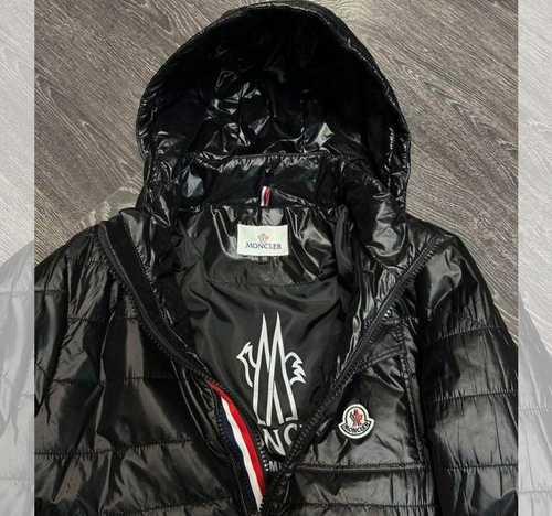 Куртка Moncler Black черная осень