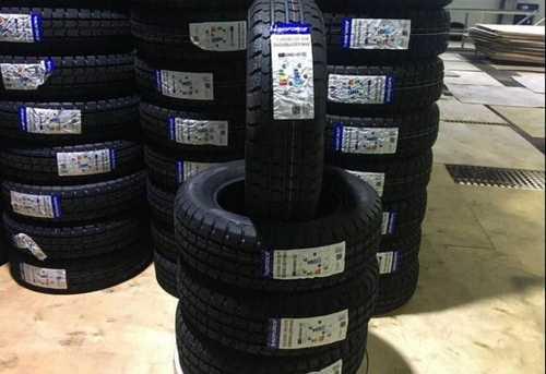 Windforce Snowblazer Max 215/65 R16C 109R