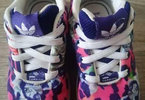 Кроссовки Adidas для девочки 25 размер