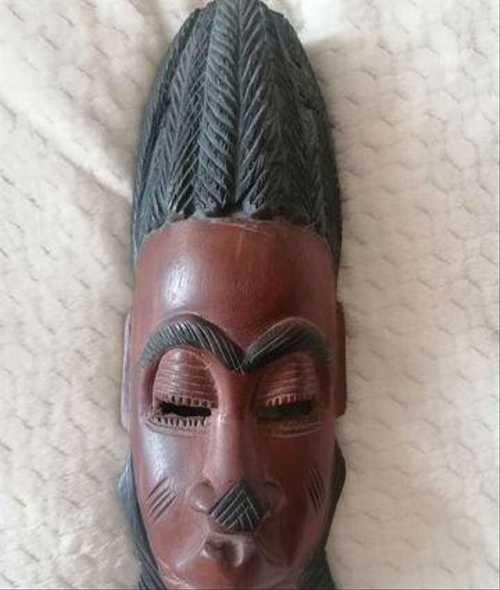 Маска деревянная сувенирная африканская