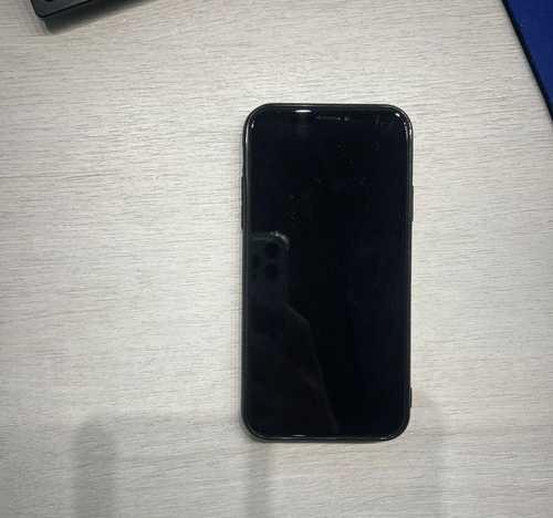 iPhone Xs, 64 ГБ