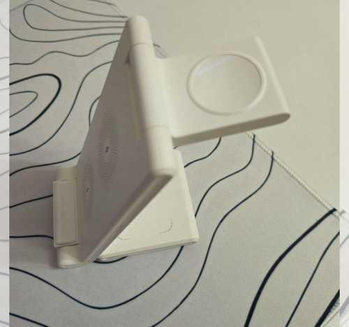 Беспроводная зарядка 3 в 1