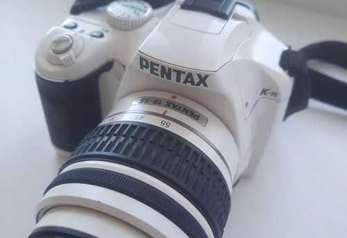 Зеркальный фотоаппарат Pentax 18-55. Kit. Белый