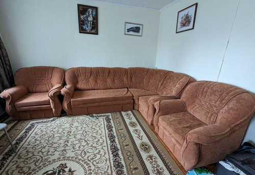 Большой угловой диван бу + 2 кресла