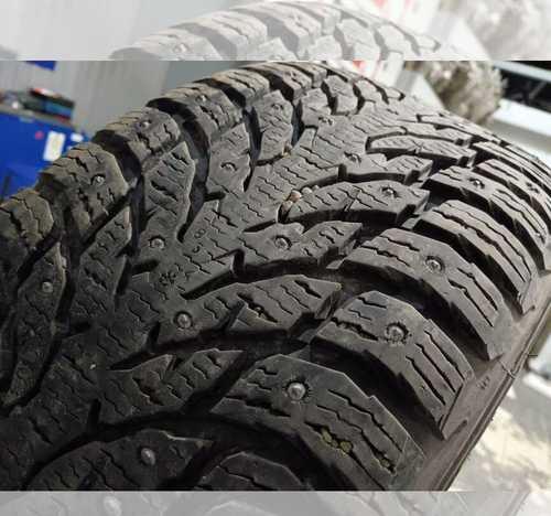 Nokian Tyres Hakkapeliitta 9 SUV 255/55 R18