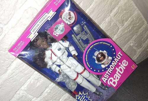 Barbie Astronaut афроамериканка