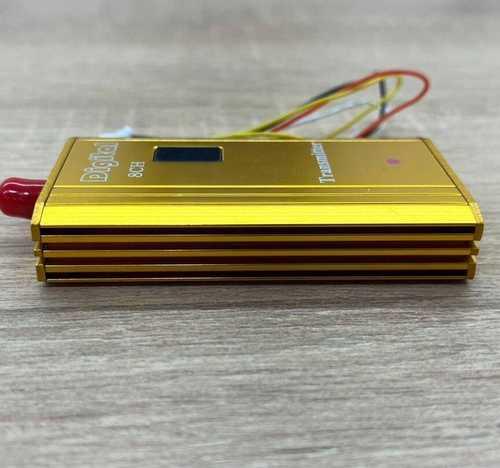 Видеопередатчик FPV 1.2- 1.3 ггц, 2 Вт, золотой