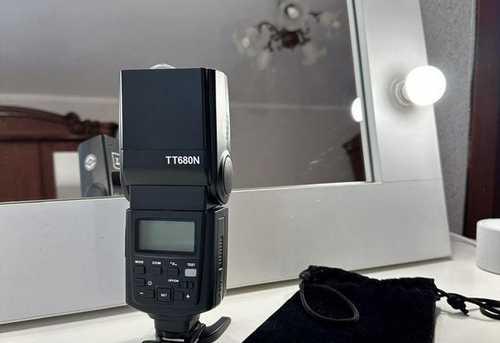 Вспышка камеры Godox TT680N