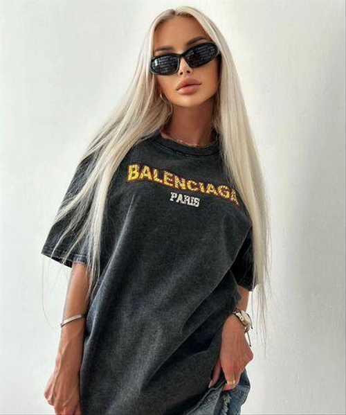 Футболка женская Balenciaga