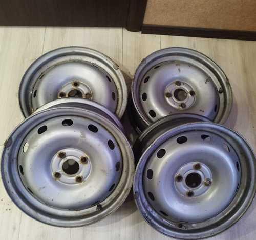 Штампованные диски r15 4x100