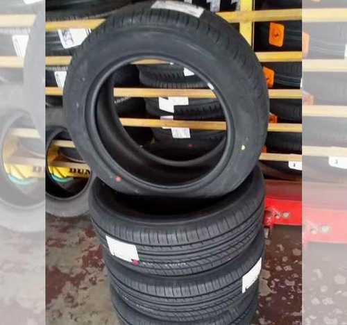 Yokohama Advan dB V552 235/50 R17