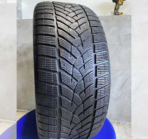 Goodyear UltraGrip Performance Gen-1 275/45 R21 110V