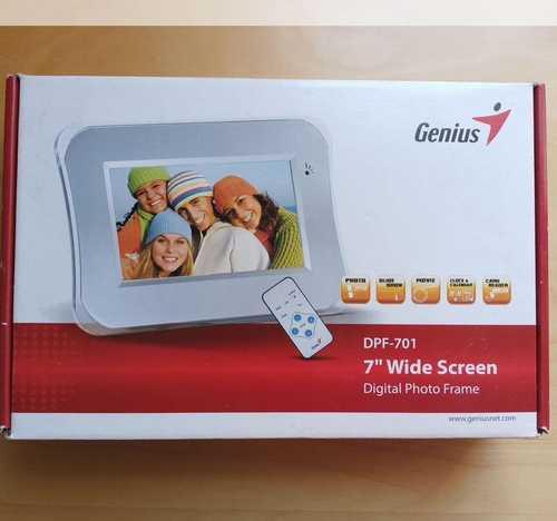 Цифровая фоторамка новая Genius 7"