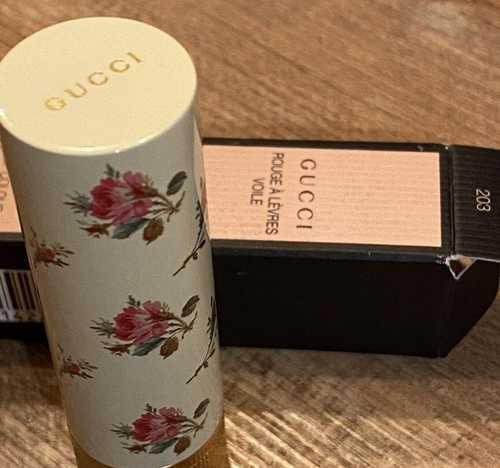 Помада Gucci 203