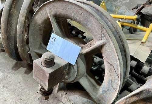 Ленивец (натяжное колесо) ремонт крана рдк-250