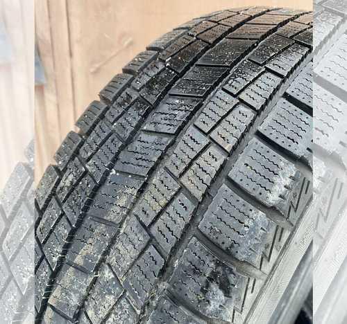 Goform W705 225/65 R17