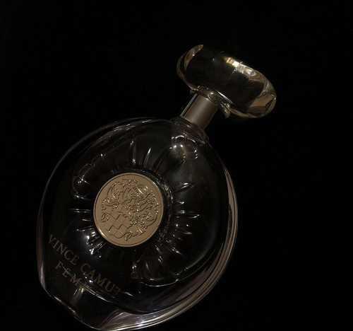 Vince camuto femme