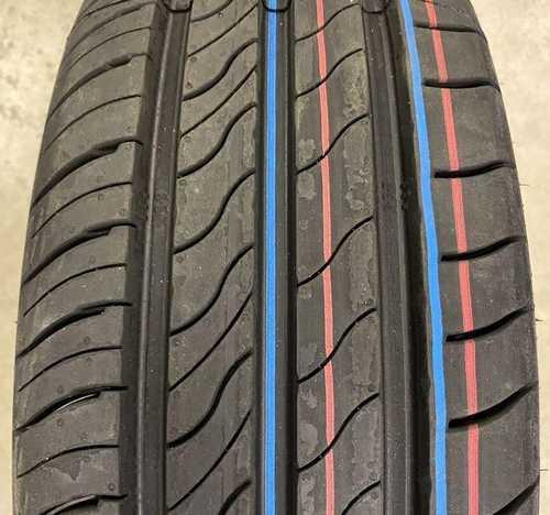 Viatti Strada 2 (V-134) 195/65 R15 95V