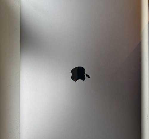 Apple macbook pro 16 512gb amd radeon